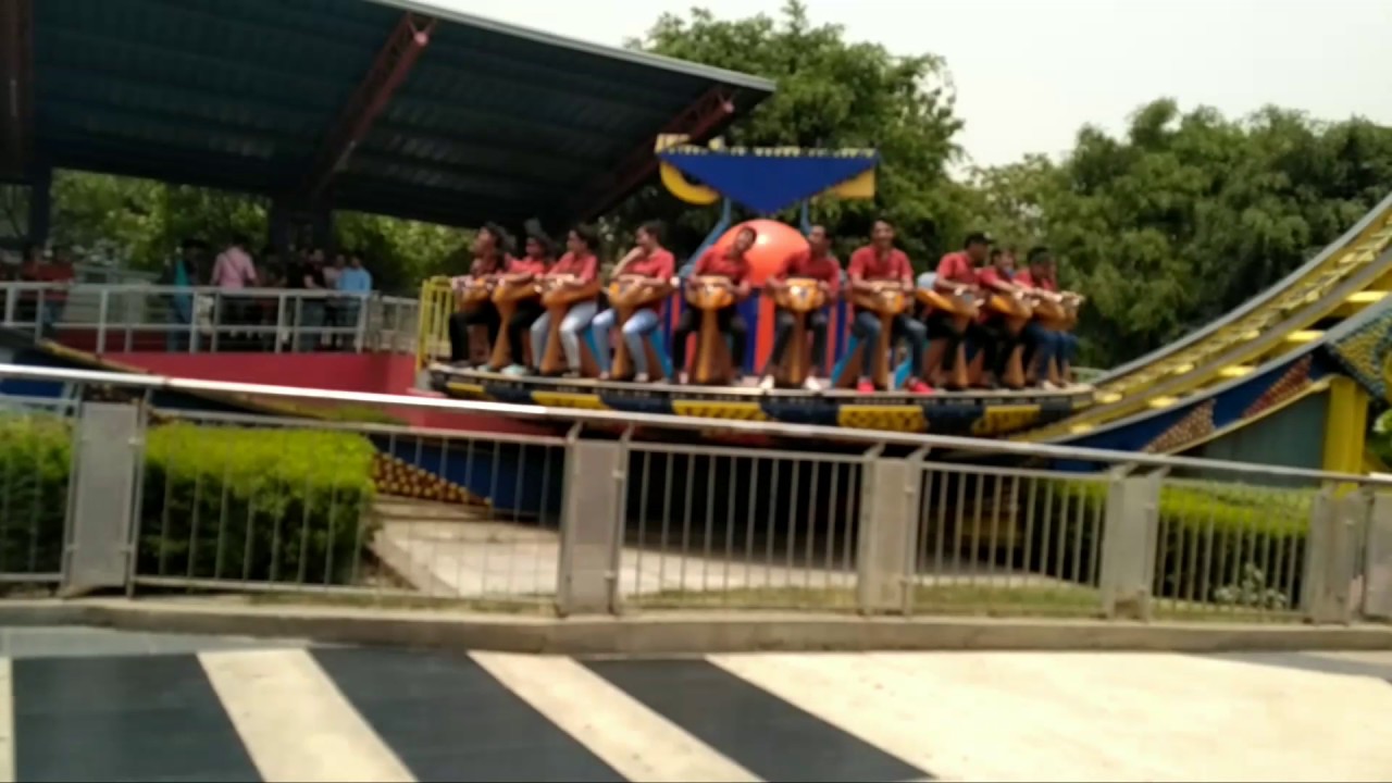Vlog-1 part-(2) WOW worlds of wonder NOIDA amusement park DISKO ride ...