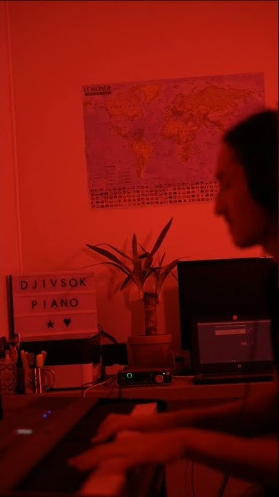 Transmission Automatique - SCH ft. So La Lune ~ DjivSOK piano - YouTube