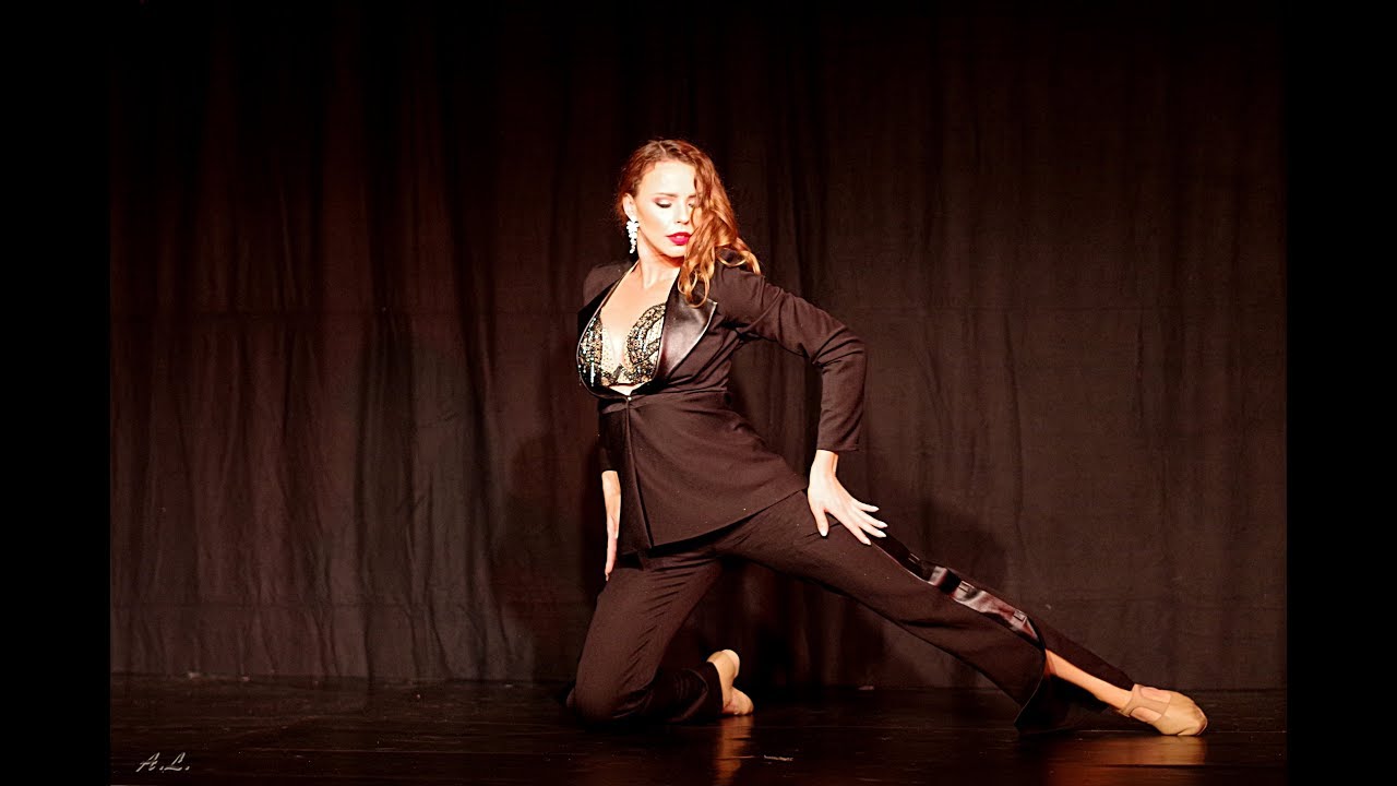 Jamilah - Tango Oriental - Belly dance - YouTube