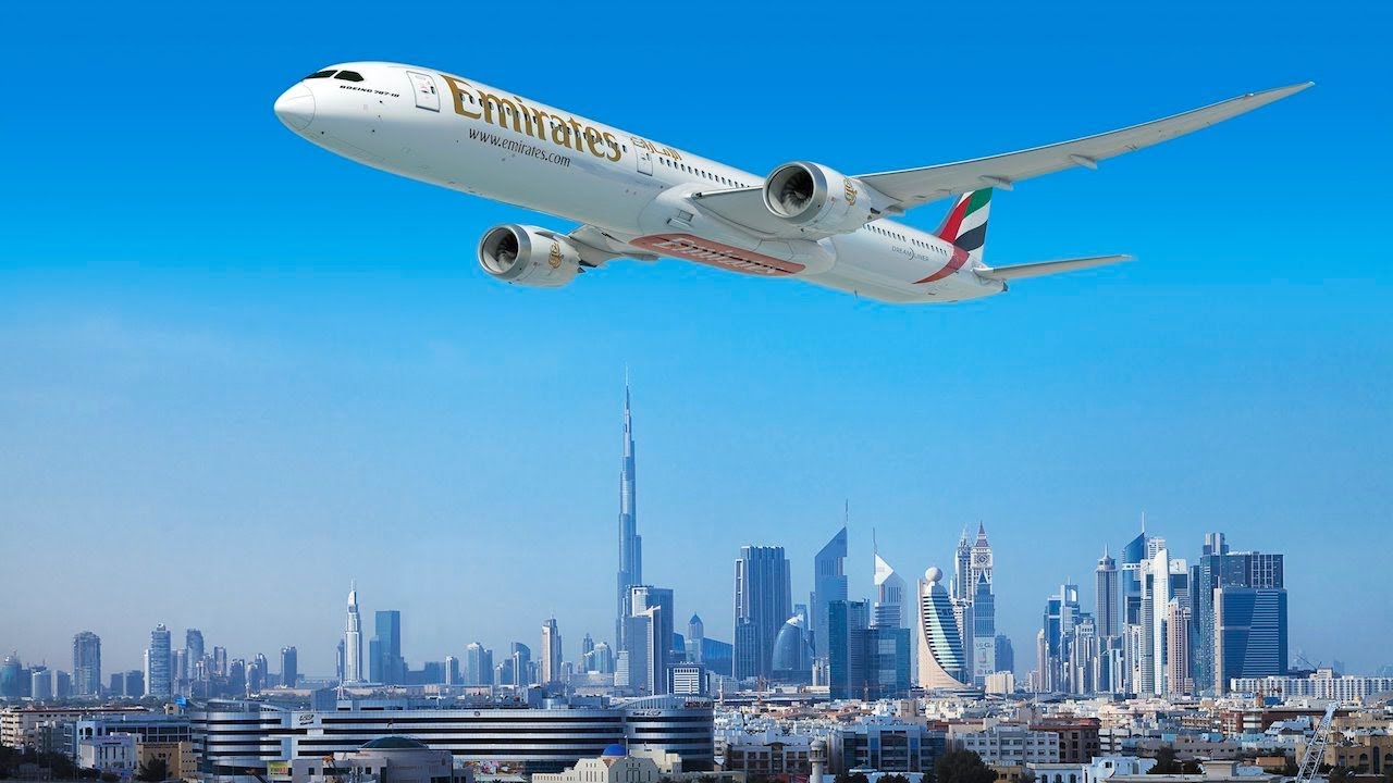 EMIRATES ORDERS THE BOEING 787-10 - YouTube