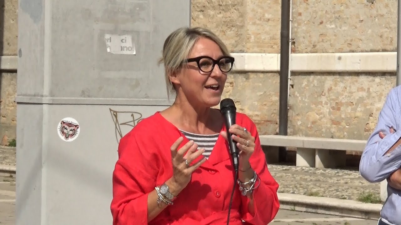 CS GRUPPO "CIVICI E DEMOCRATICI": INTERVENTO MARIA TERESA RET - YouTube