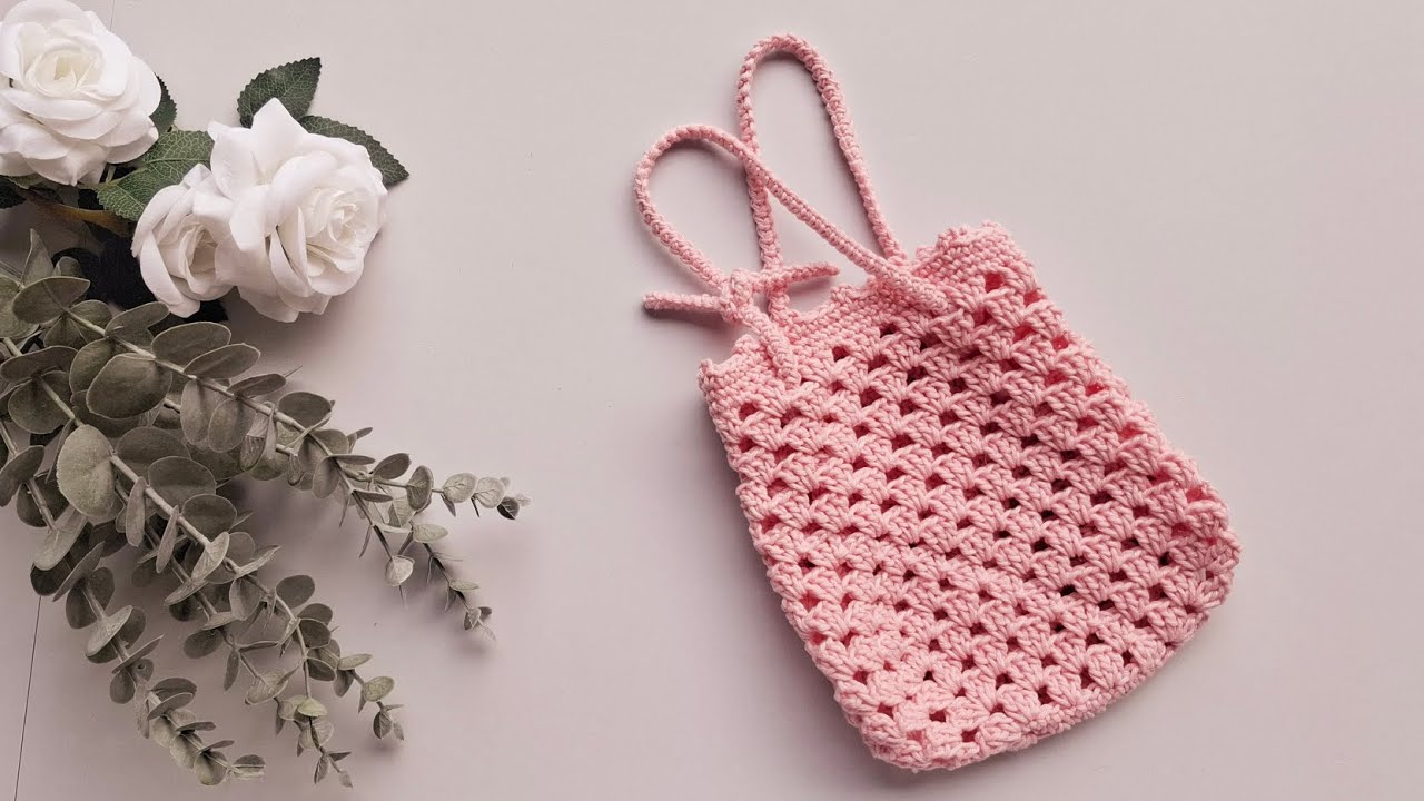 crochet granny square mini bag - YouTube