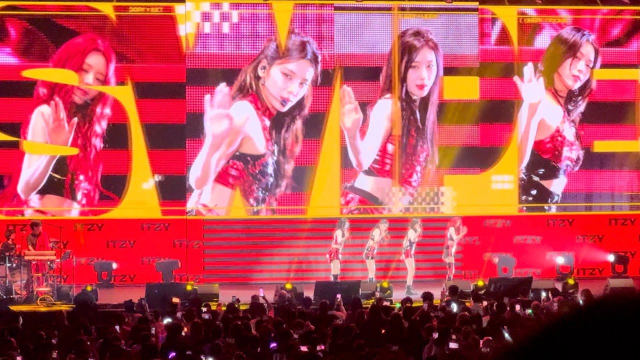 ITZY ‘SWIPE’ Fancam Live in Seattle, WA USA 2nd World Tour Born To Be ...