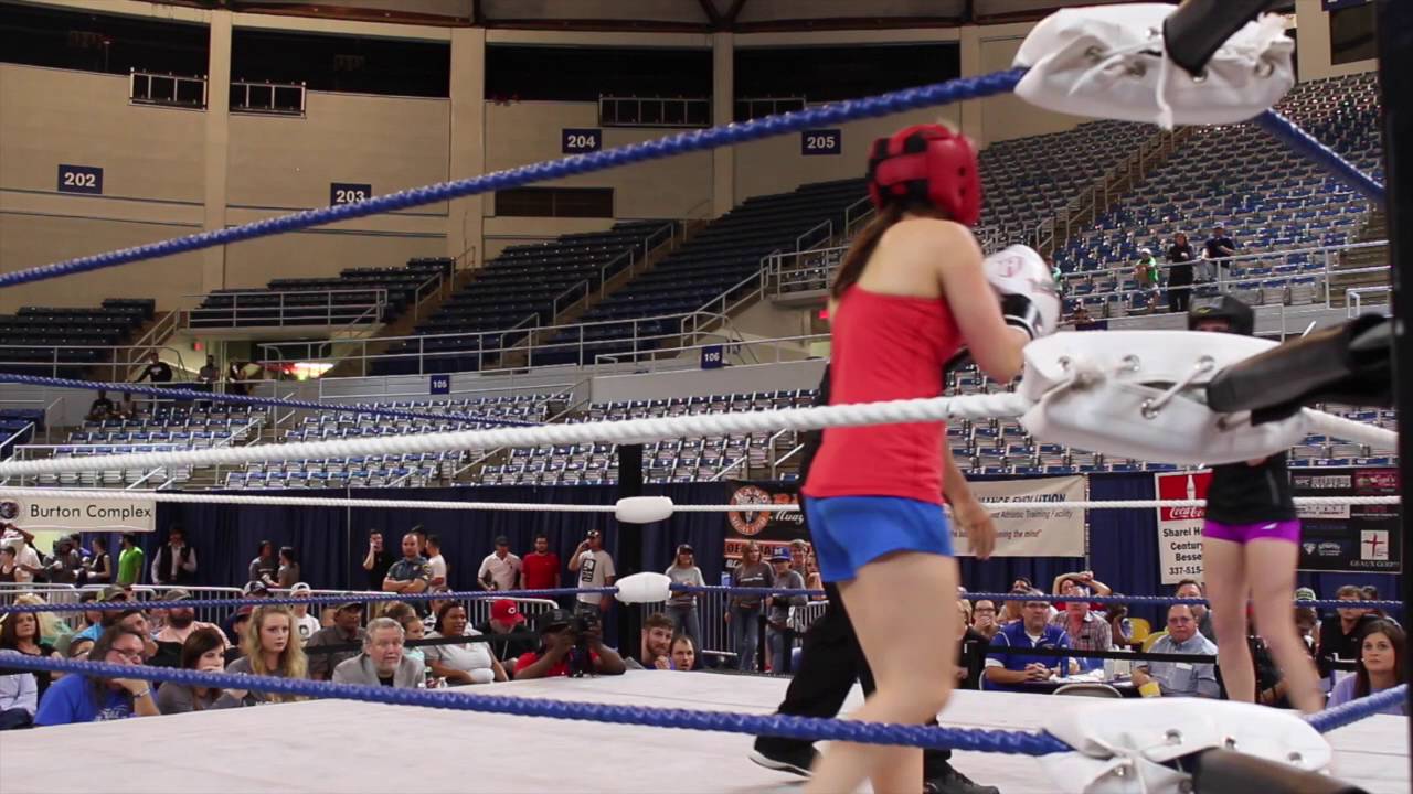 Celebrity Boxing First 4 Fights - YouTube