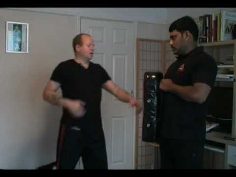 Pressure Point Kyusho Energy Chi Punch - YouTube