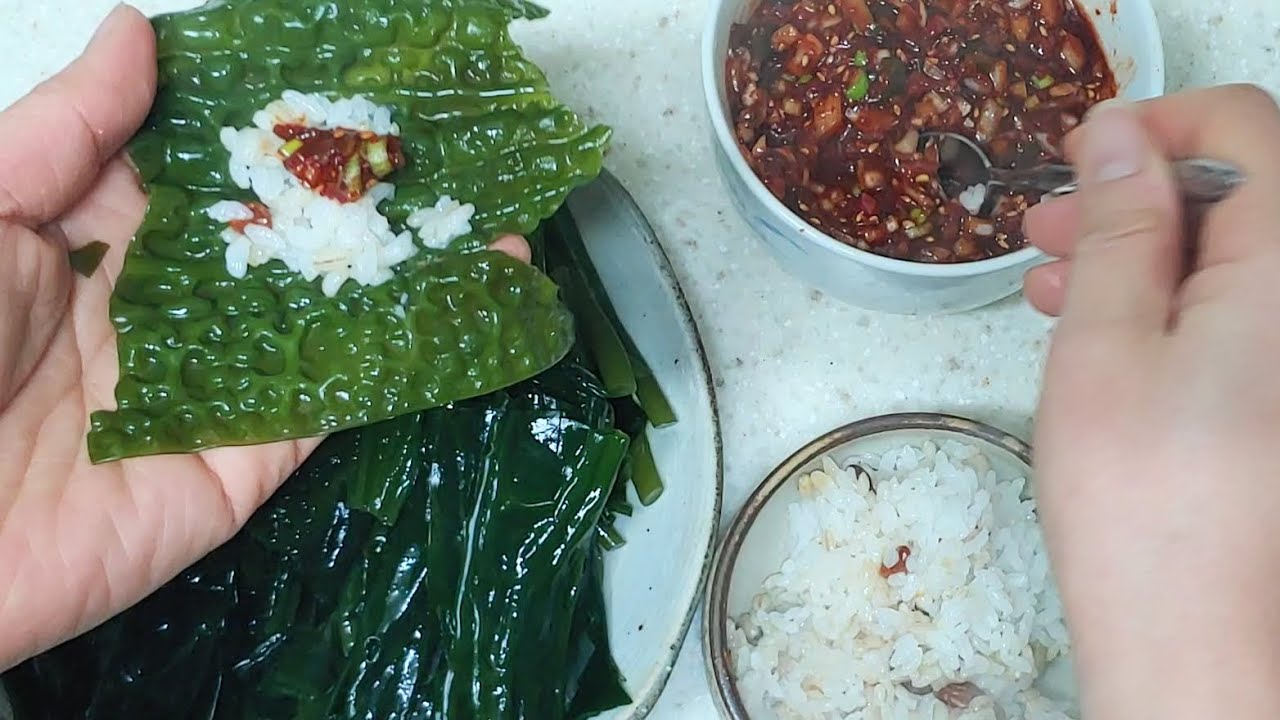[간단한요리] 뚝딱마수리 #곰피 손질법 곰피쌈 곰피쌈장 맛있게 만드는 법~ How to make Gompi Ssamjang ...
