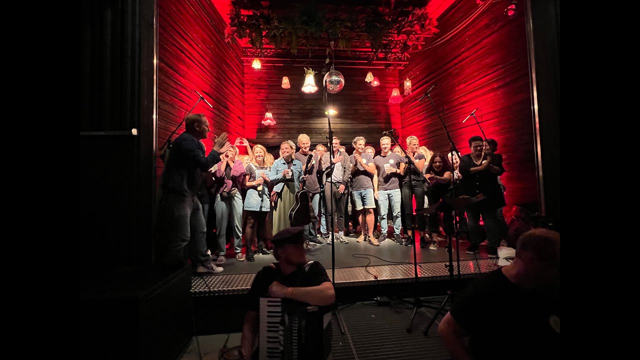 Thees Uhlmann & der Erlanger Kneipenchor - Die Schönheit der Chance ...