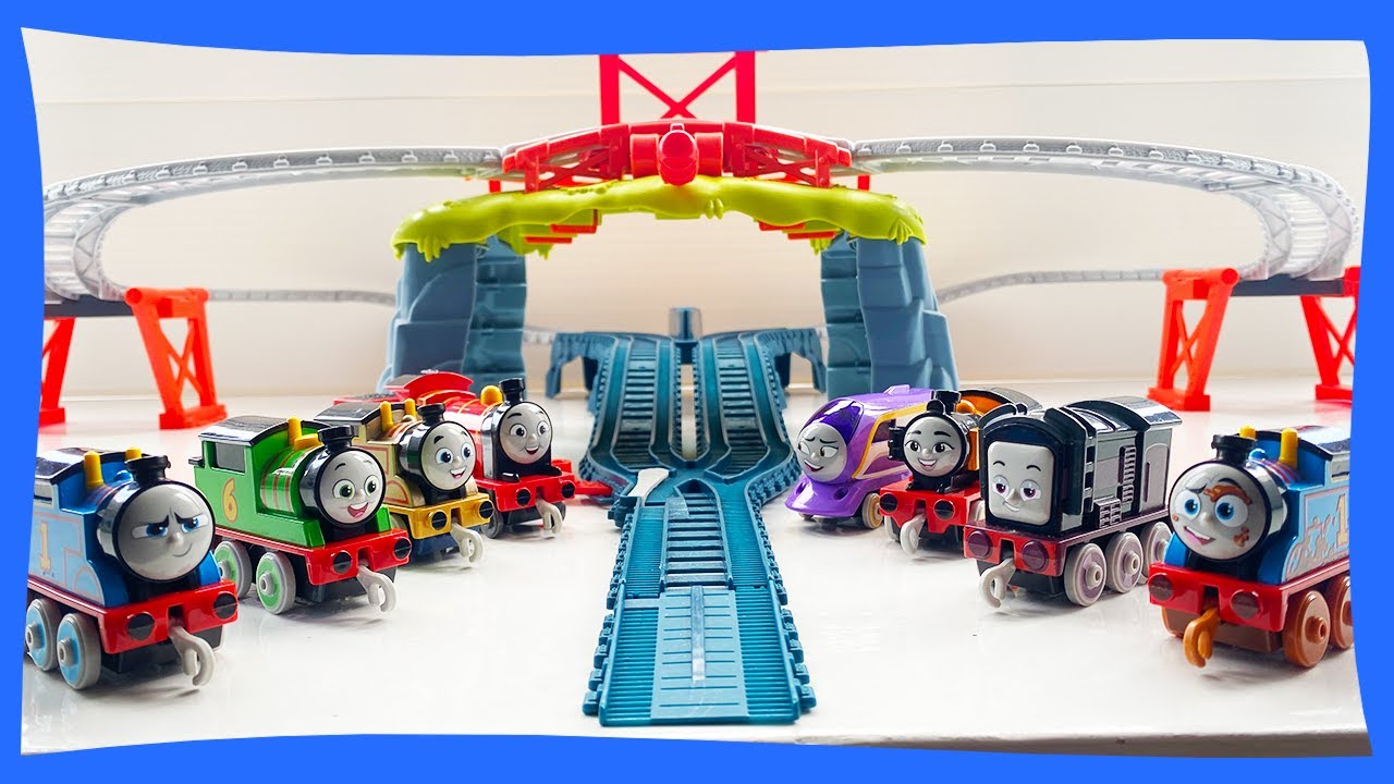 Who's going to win the Sodor Cup? || Thomas & his friends race to see ...