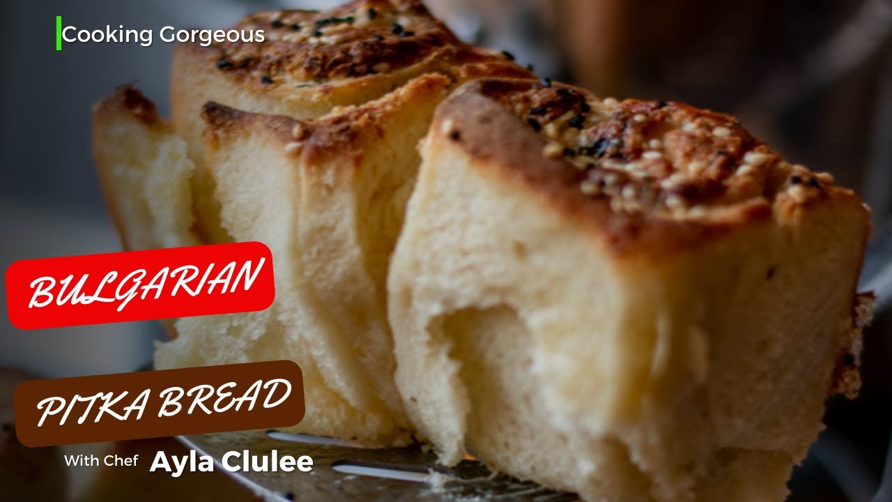 Koledna Pitka - Soft and Fluffy Pull Apart Bulgarian Christmas Bread ...