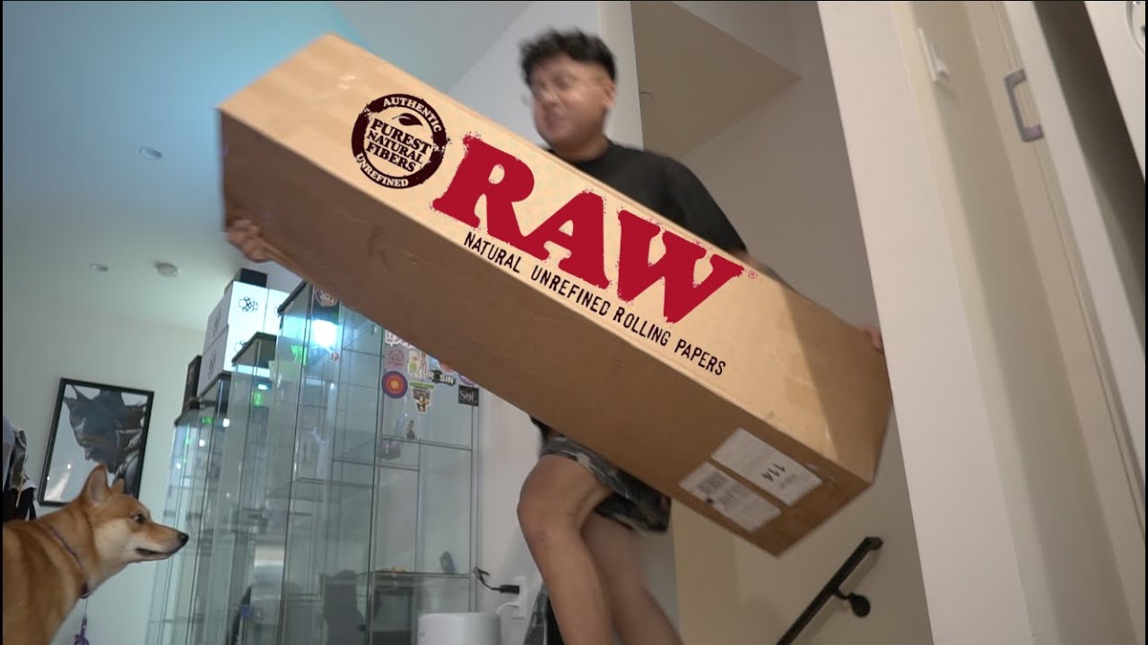 I GOT A MASSIVE BOX FROM RAW... - YouTube