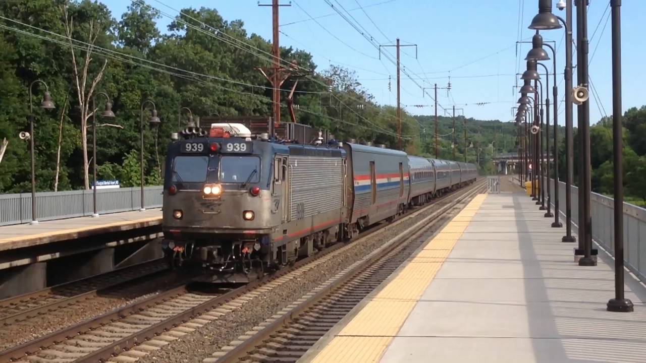 Amtrak AEM-7 Final Years - YouTube