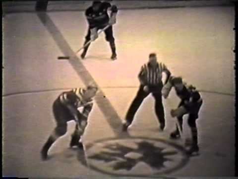 1957 Whitby Dunlops - Moscow Selects 7-2 - YouTube