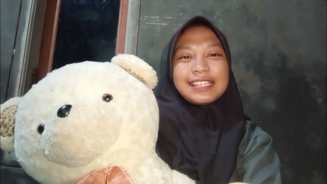 TUGAS BIN - Vlog Boneka Kesayangan - YouTube