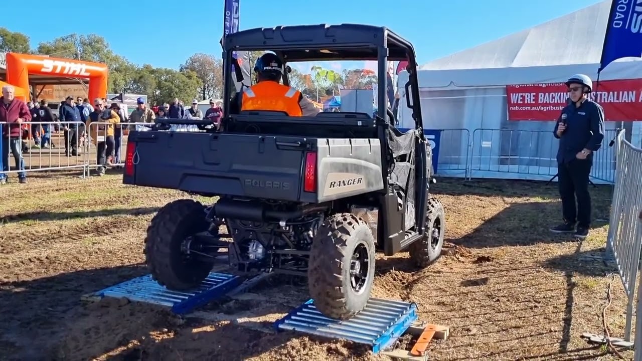 Polaris True On-Demand AWD v VersaTrac system explained - YouTube