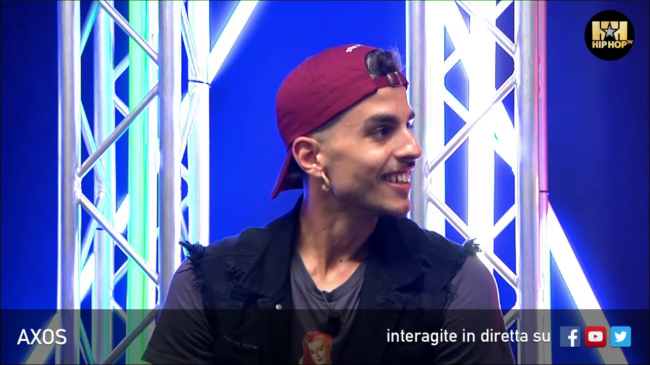 Axos e le proposte indecenti dei fan 💋 - YouTube