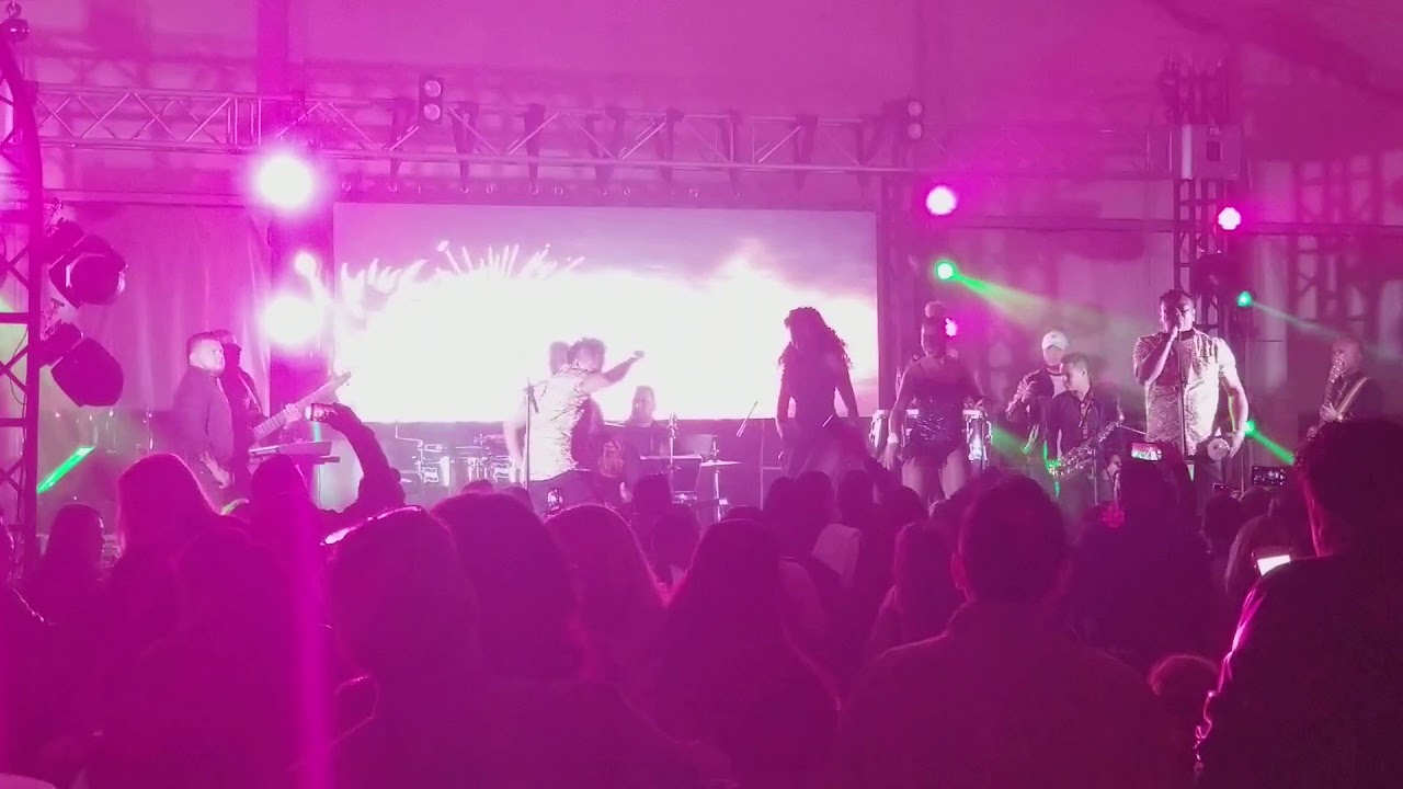 Kazzabe en vivo 2018 Los Angeles CA - YouTube