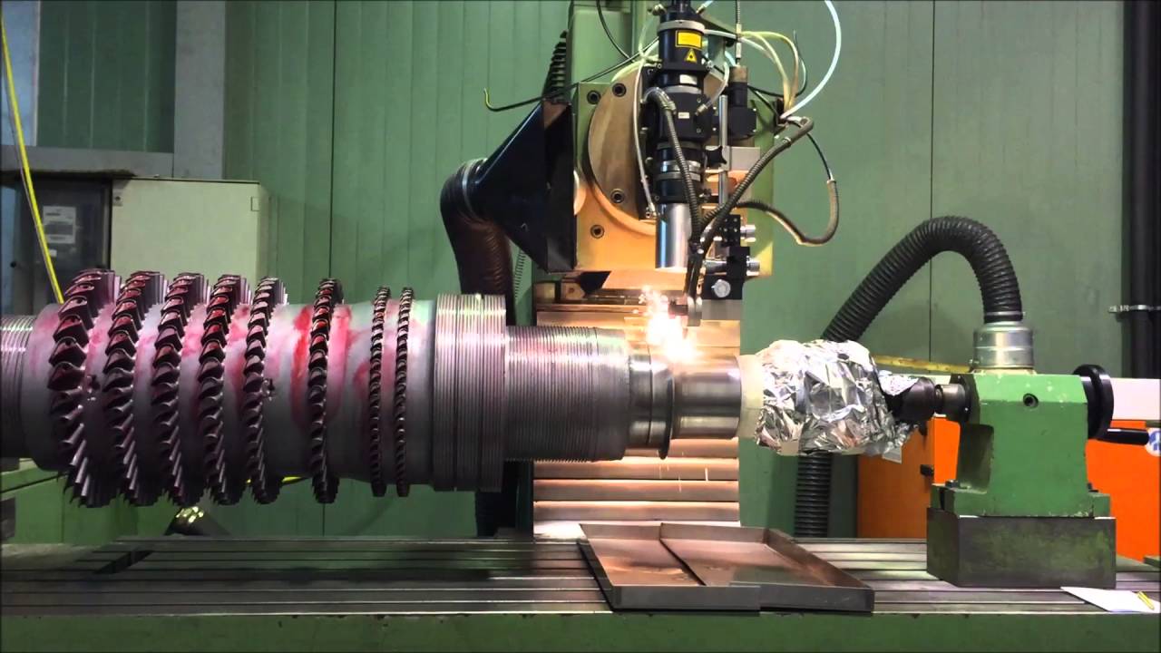 Laser Cladding: Coating by lateral nozzle on turbine rotor - YouTube