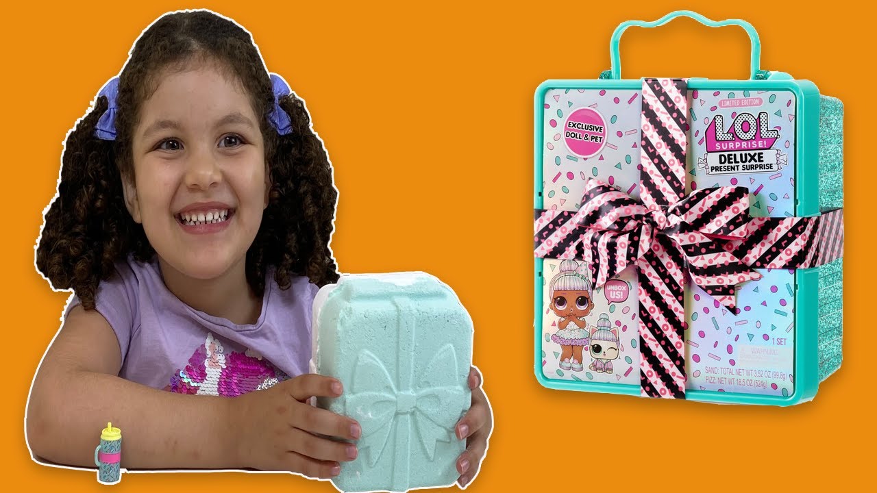 LOL Surprise Deluxe Present Surprise Unboxing - Beatriz abrindo Lol ...