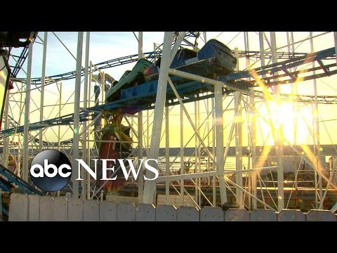 2 people fall 30 feet from derailed roller coaster