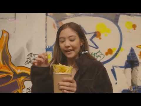 Lips on Lips {JENNIE FMV}