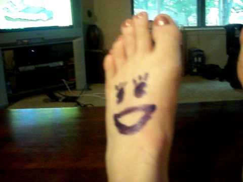 Rachel and Viktoria feet