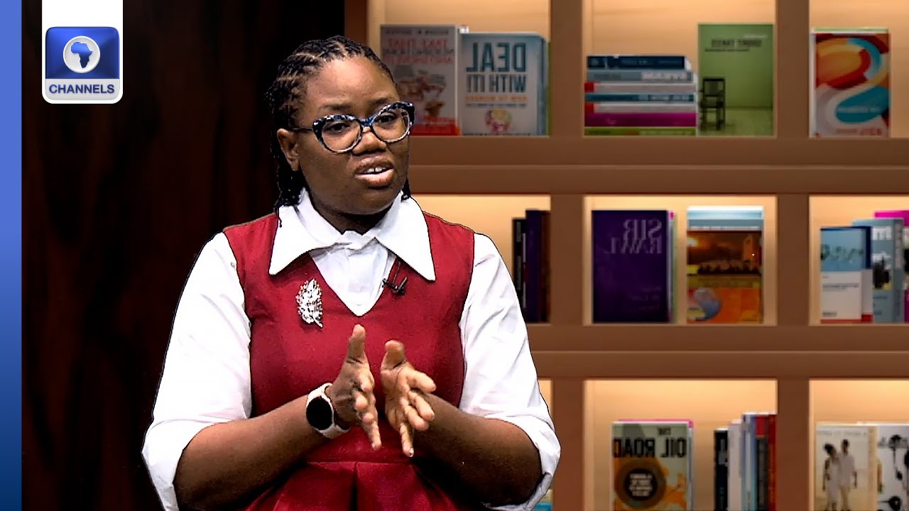 How I Read Over 350 Books In 2025 - Blessing Okwuofu - YouTube