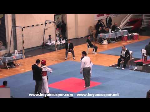 53kg Makbule Ezgi Sert vs Gamze Yildiz (2013 Turkish Senyor TKD Championships)