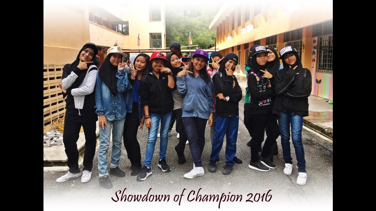 Musically Showdown 2016 - YouTube