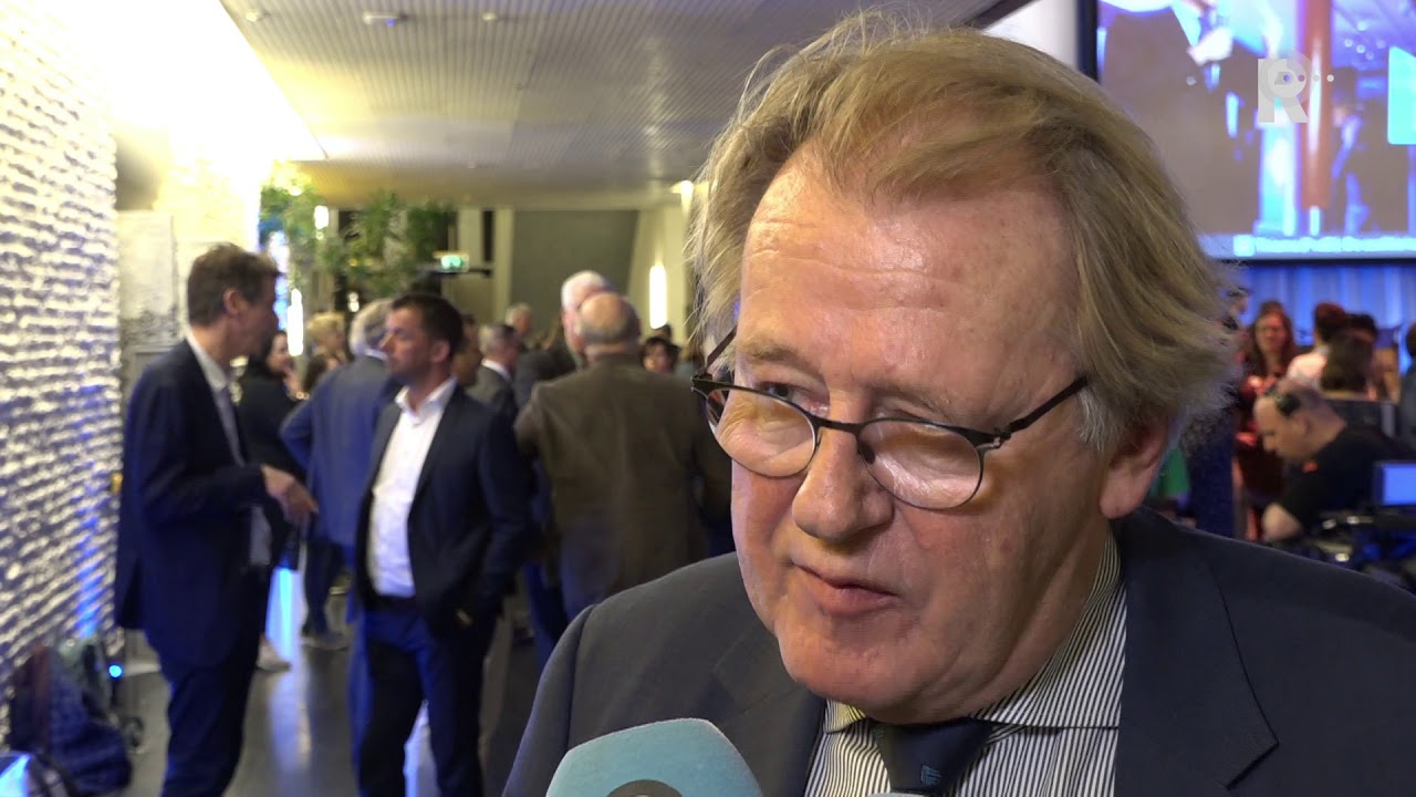 Commissaris van de Koningin Jaap Smit over de exitpoll - YouTube