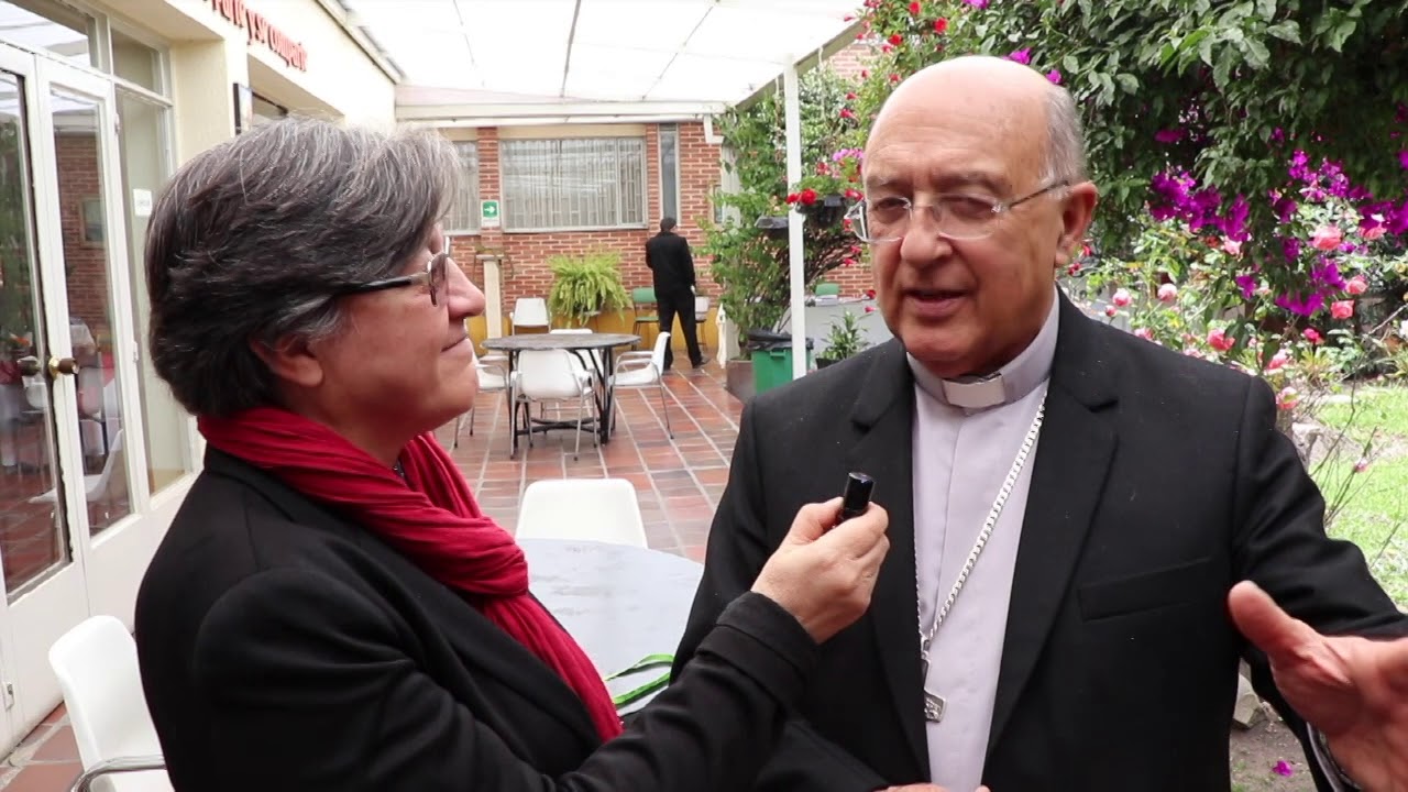Entrevista a monseñor Pedro Barreto - Arzobispo de Huncayo, Perú - YouTube