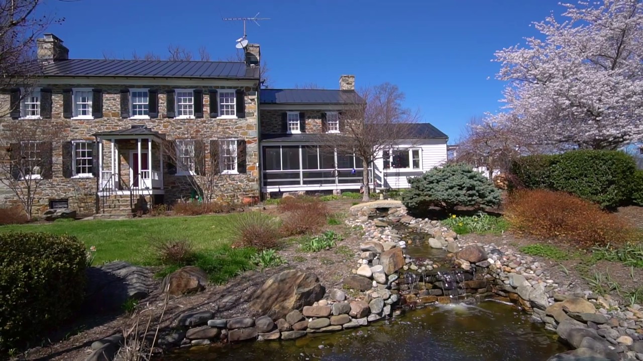 Amazing Farm in Hamilton with Huge Potential - YouTube