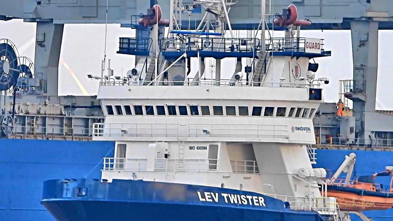 Windpark Versorgerschiff LEV TWISTER DHXJ2 offshore supply ship IMO ...