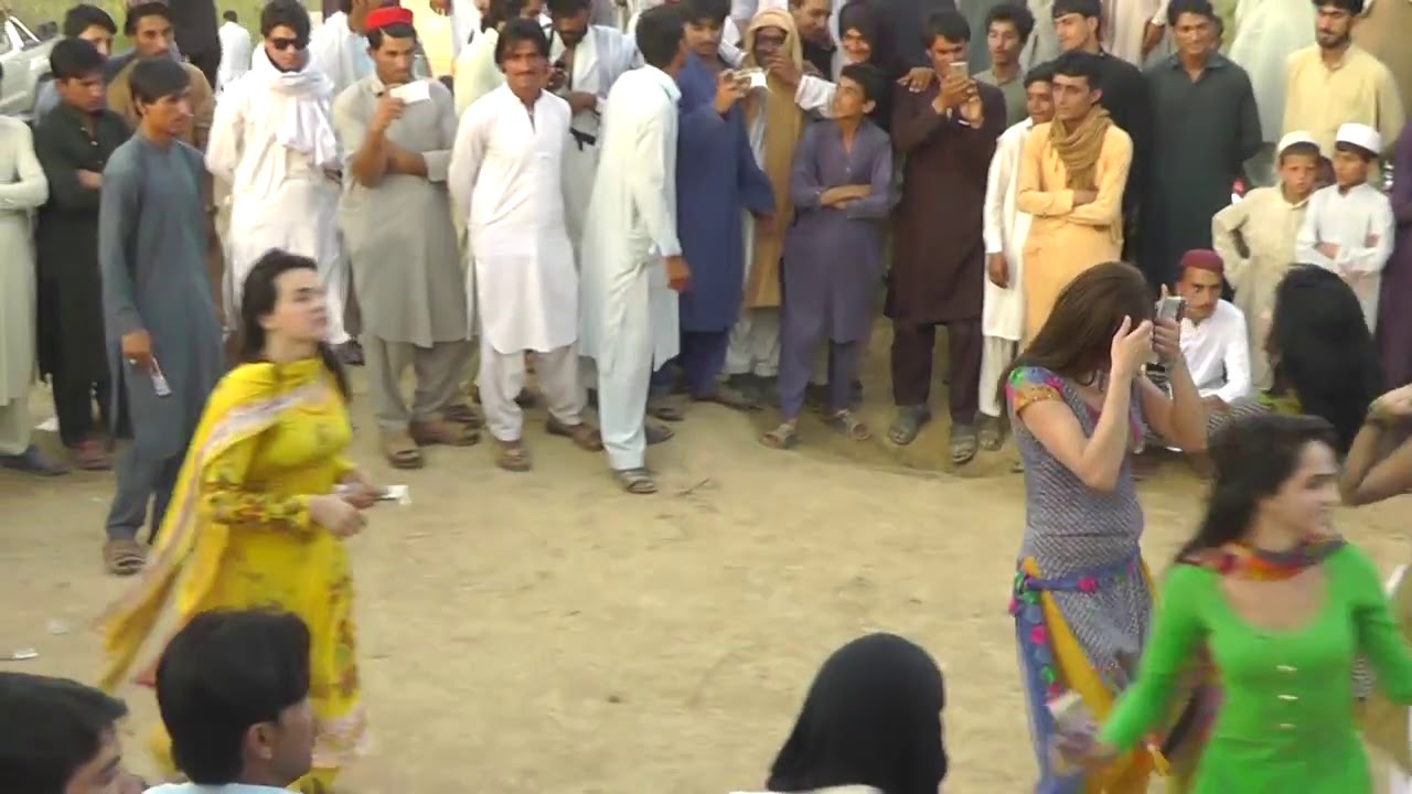 Wara dancer New video swabi dancer - YouTube
