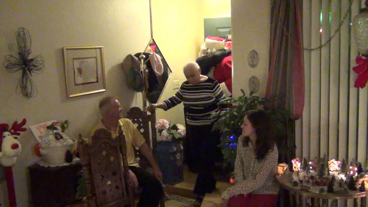 Santa loses his pants Christmas Eve 2012 Vogelsang - YouTube