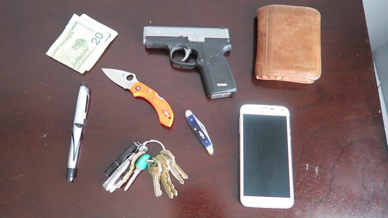 2017 Pocket Dump ( Every Day Carry ) - YouTube