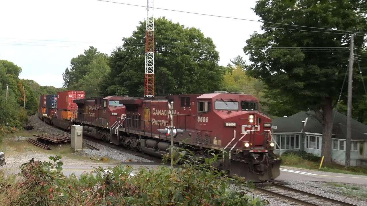 CP 8606 at Rosseau Road (25SEP2015) - YouTube