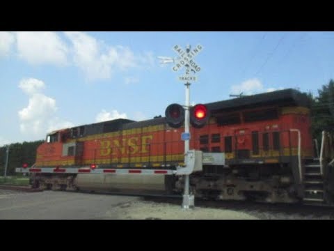 BNSF 5160 West X Train Main 2 (8-1-2017) - YouTube