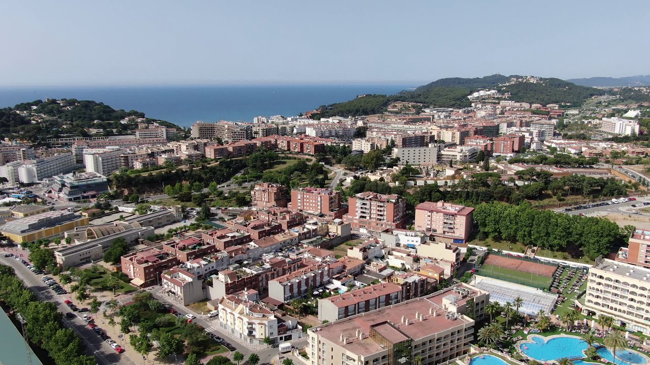 Center of Lloret de Mar from the air / Spain // 4K - YouTube