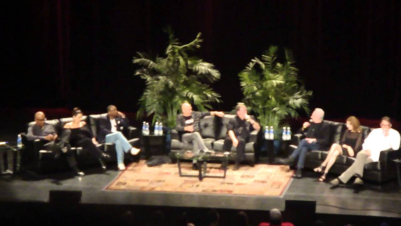 Star Trek TNG Panel at Wizard World Chicago - YouTube