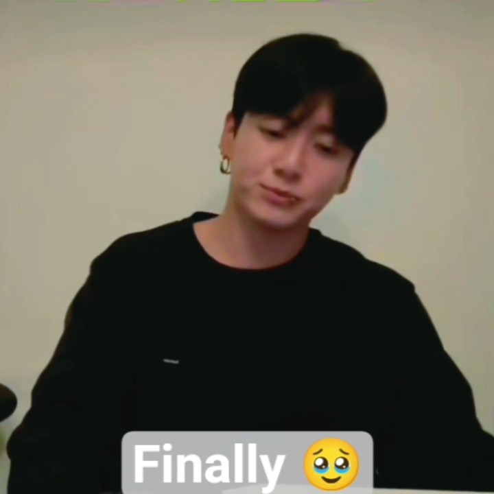 Finallyy!! JK LIVE aa hi gaya Congrats ARMYs!💜 #jk #trendingshorts#kpop ...