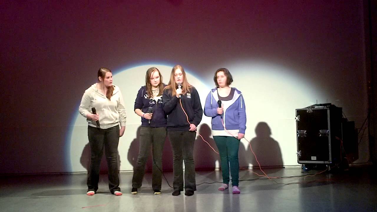 Singing on talent show - YouTube