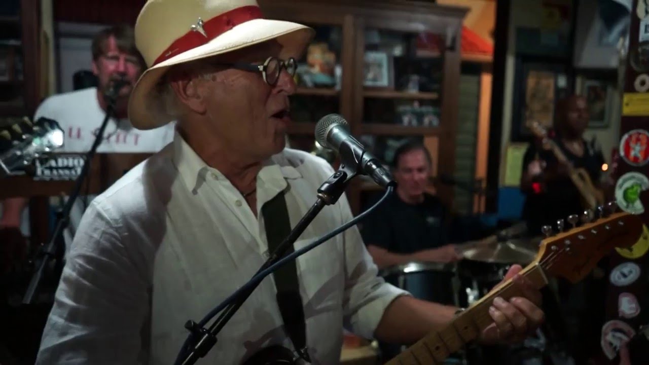 Jimmy Buffett sings a Rolling Stones classic at the classic Caribbean ...
