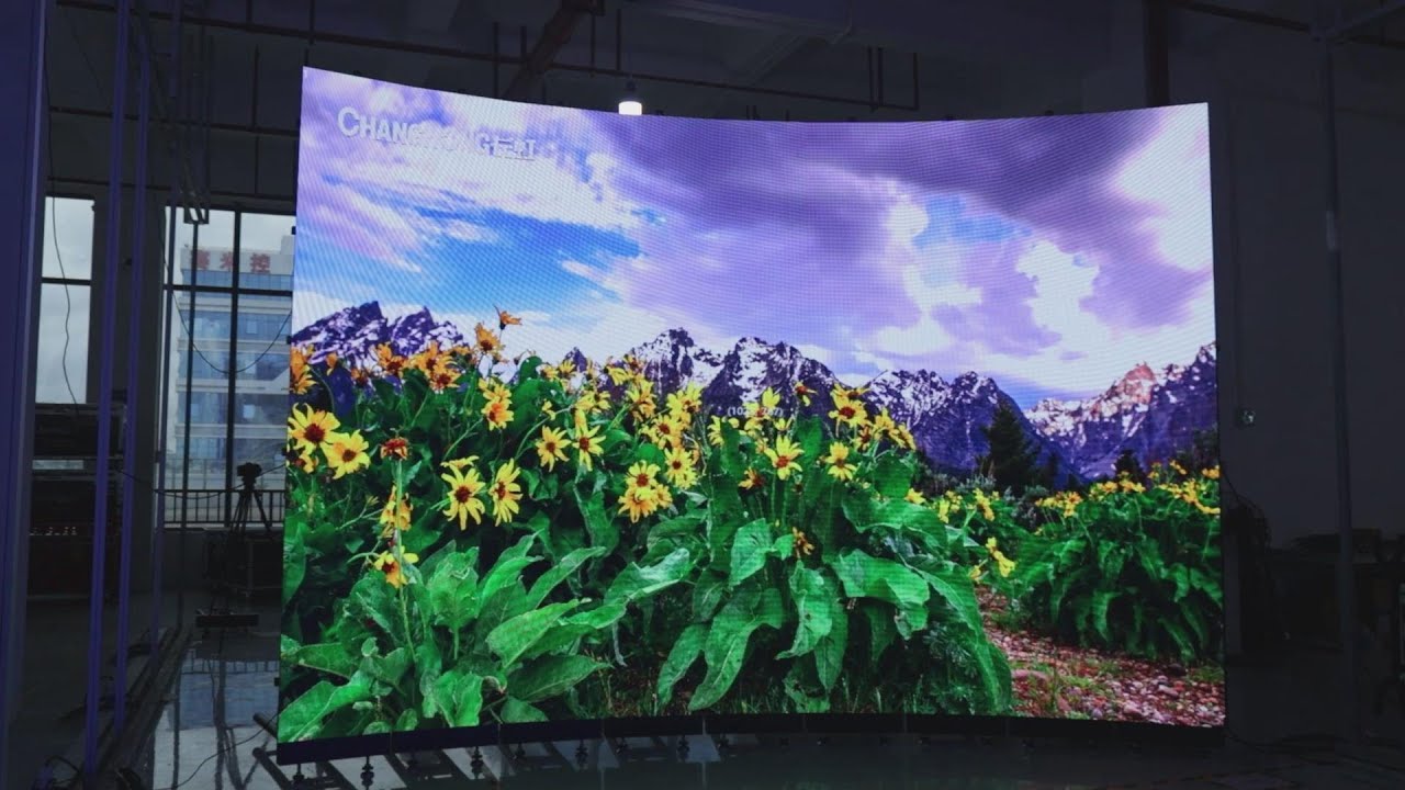 Tour Pro carbon fiber LED screen - YouTube