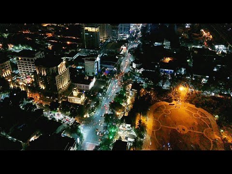 Indahnya medan dari ketinggian di malam hari - YouTube