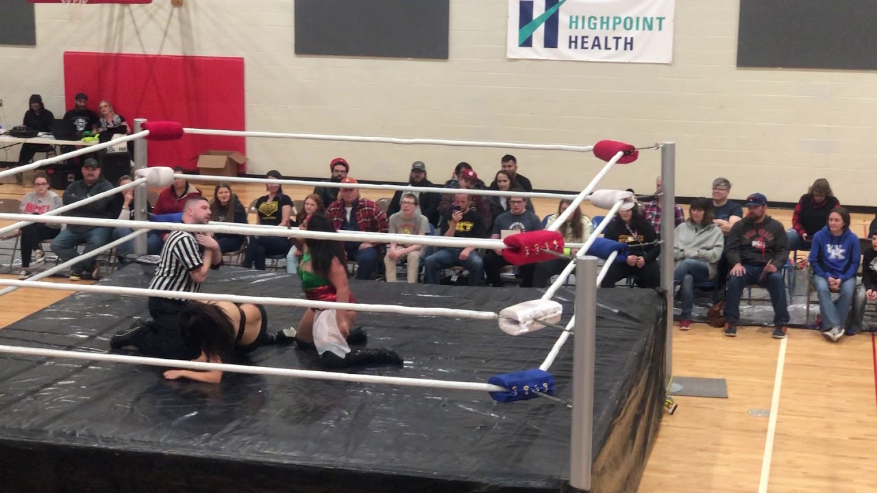 Paloma Starr vs Shawna Reed - YouTube