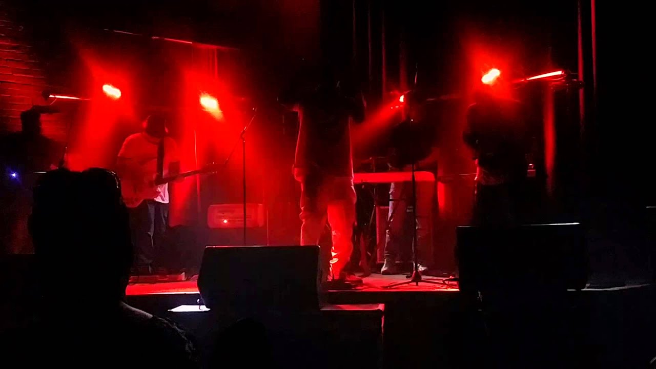 Skyyborn Peforming City of Crunk wit the 4Soul Band - YouTube