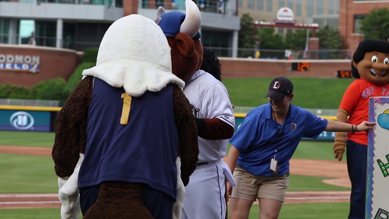 Promo Alert - Wool E. Bull's Birthday - YouTube