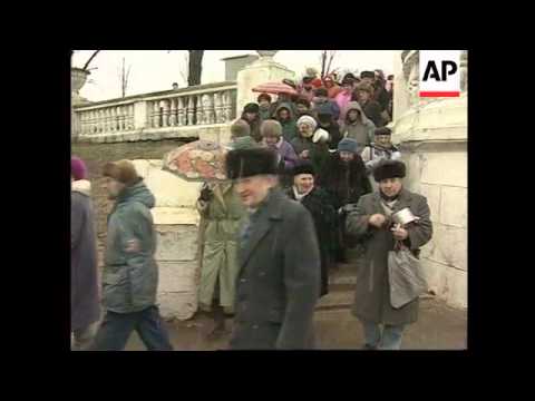 Belarus - Women march to demand end to poverty - YouTube