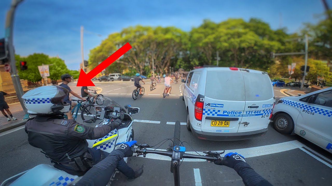 Bikelife Australia Sydney Rideout - COPS were NOT happy! - YouTube