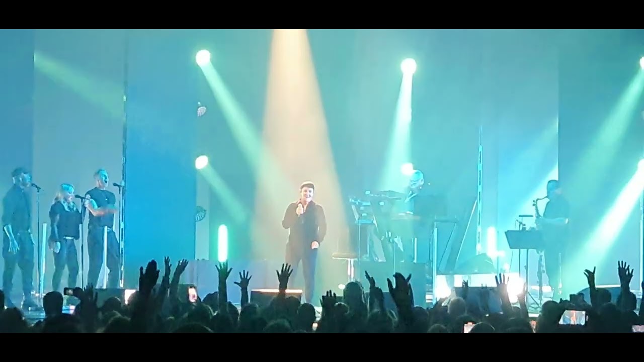 SOFT CELL - Manchester Apollo, 12th November 2021 - Sex Dwarf - YouTube